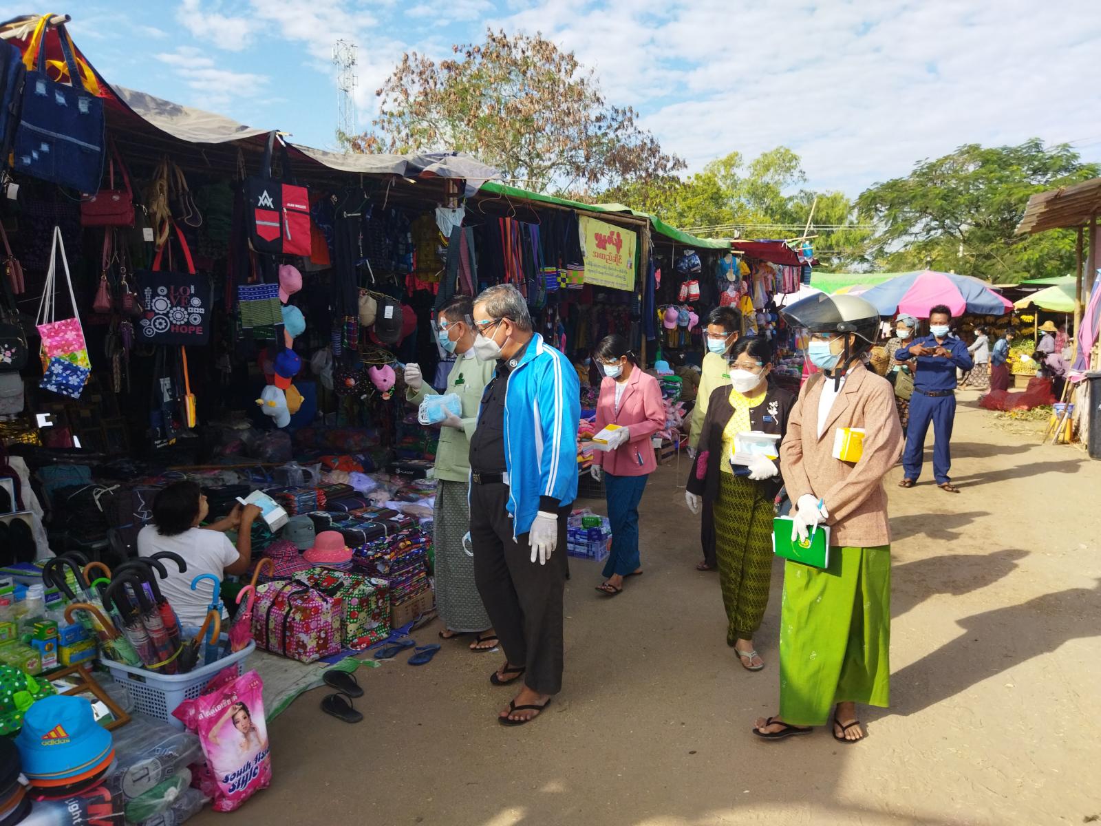 နတ်မောက်မြို့နယ် ယာယီဈေးအတွင်း Mask Campaign ပြုလုပ်ခြင်း၊ အသိပညာပေးခြင